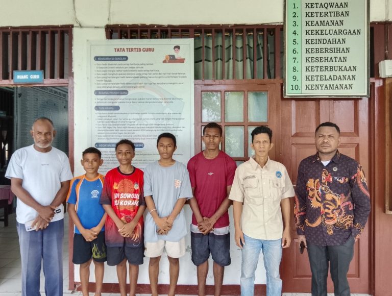 Viral Video Ulat di Ompreng MBG, Siswa SMPN Urei Faisei Minta Maaf ...